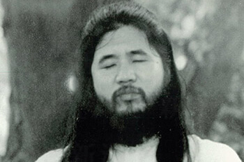 麻原彰晃の遺骨はアレフと無関係の次女へ それでも一件落着とはならない事情 デイリー新潮 5918