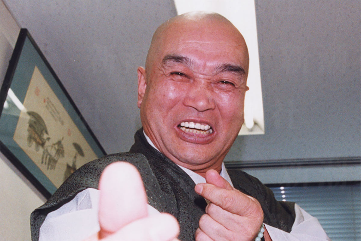 [B!] 【ポール牧の生き方】なぜ白いブレザーに黒のズボンに着替えて死を選んだのか（抜粋） | デイリー新潮